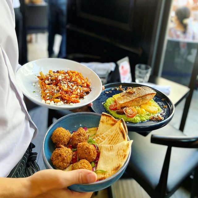 208 Rodeo | Beverly Hills Restaurant | Rodeo Drive