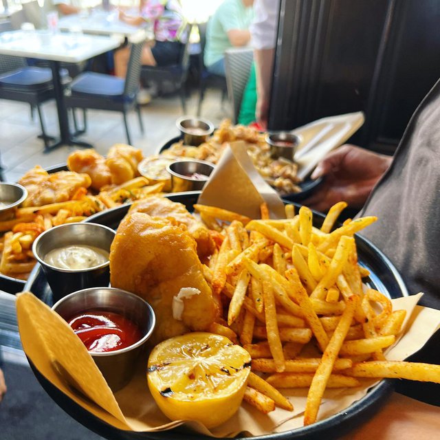 208 Rodeo | Beverly Hills Restaurant | Rodeo Drive