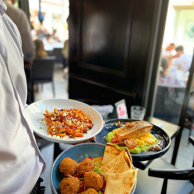 208 Rodeo | Beverly Hills Restaurant | Rodeo Drive