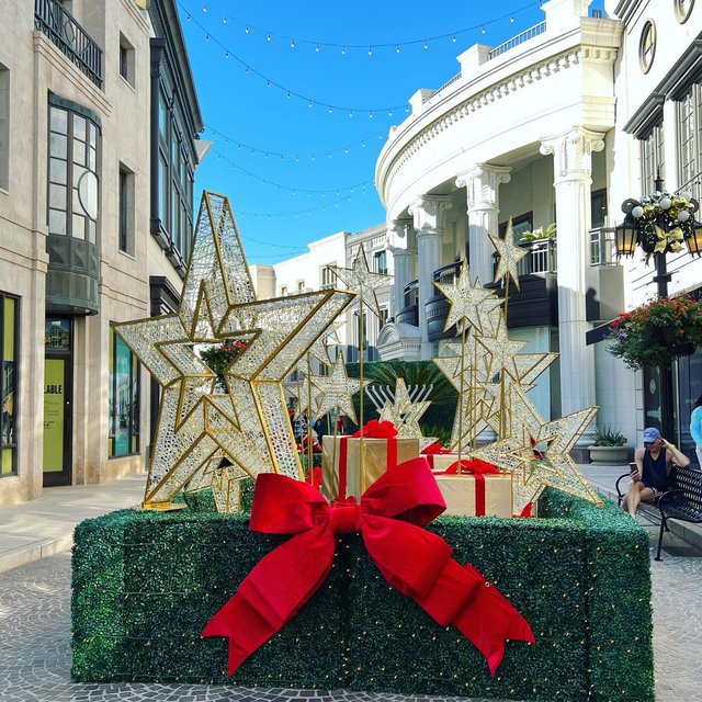 208 Rodeo | Beverly Hills Restaurant | Rodeo Drive