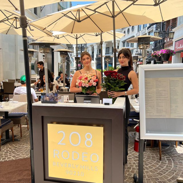 208 Rodeo | Beverly Hills Restaurant | Rodeo Drive