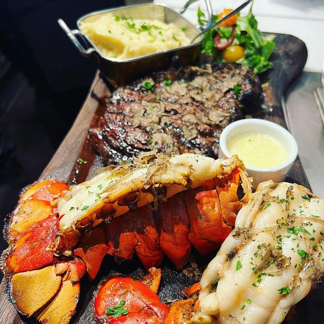 208 Rodeo | Beverly Hills Restaurant | Rodeo Drive