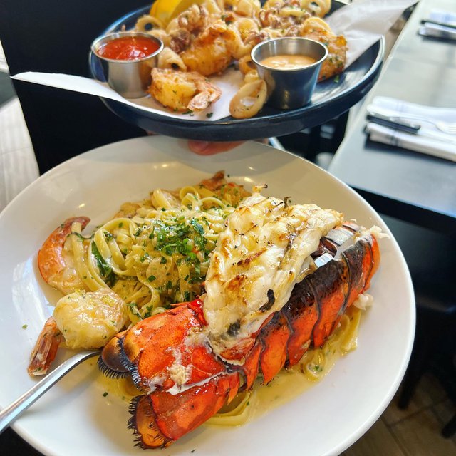 208 Rodeo | Beverly Hills Restaurant | Rodeo Drive