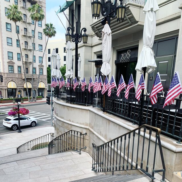 208 Rodeo | Beverly Hills Restaurant | Rodeo Drive